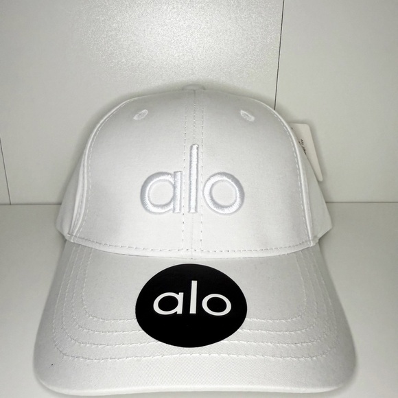 ALO Yoga | Accessories | Alo Yoga White Cap | Poshmark